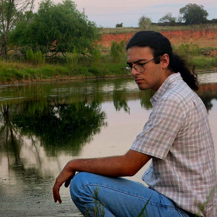 🦄 @homelessratking - Emilio Gray