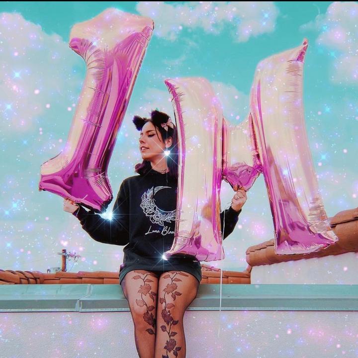 🦄 @lunabloomasmr - Luna Bloom ASMR - TikTok