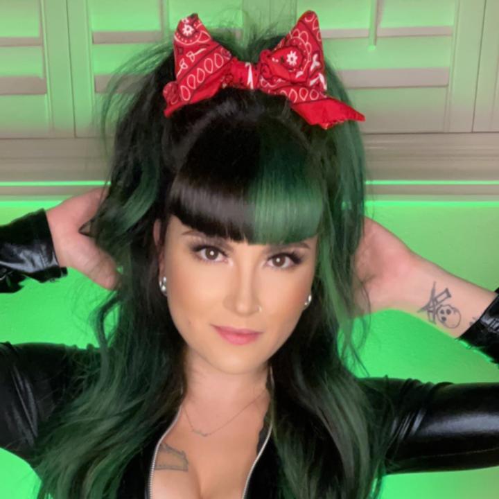 🦄 @skyeteev - skyeteev - TikTok