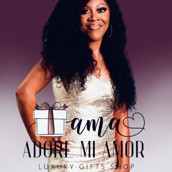 Topper has FAKE trolli worms and fake | Adore Mi Amor (@adore_mi_amor)