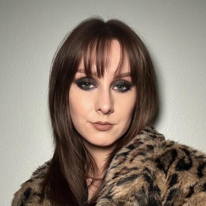 what TikTok would’ve looked like as a | Jessica Conrad (@jessicaconrad__)