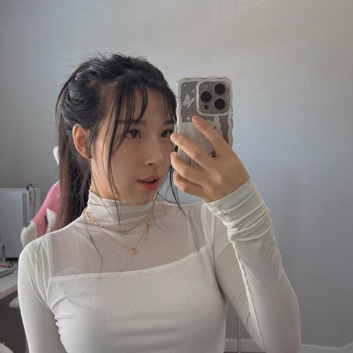 🦄 @elleleeofficial - Elle Lee - TikTok