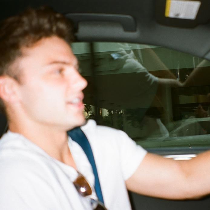 🦄 @harryraftus - Harry Raftus