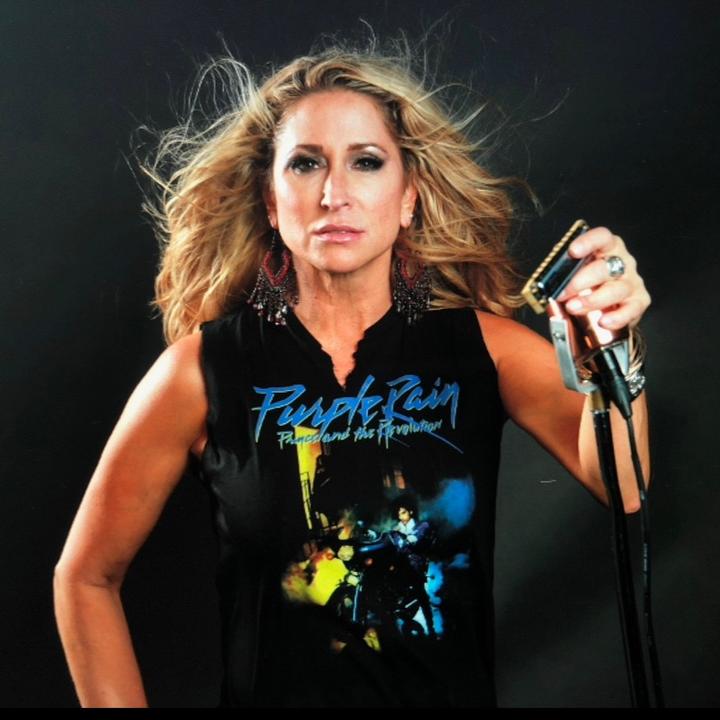 🦄 @heidinewfieldofficial - Heidi Newfield - TikTok