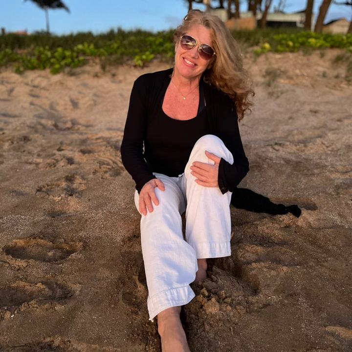 In honor of my original bird video | Kelly Boesch (@kelly_boesch_ai_art)