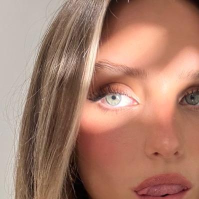 Emma Krajewski's Instagram, Twitter & Facebook on IDCrawl