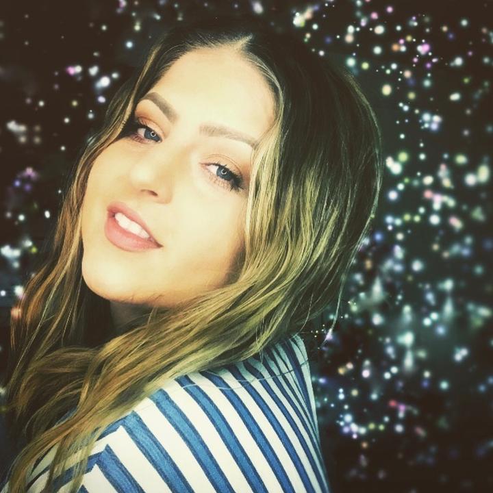 🦄 @amymarik - Amy Marik