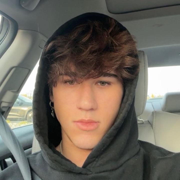 🦄 @ethanwilsonofficial - Ethan Wilson - TikTok